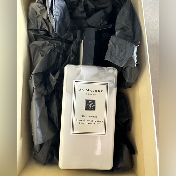 Jo Malone | Bath & Body | Jo Malone Red Roses Hand Lotion 85fl Oz New ...